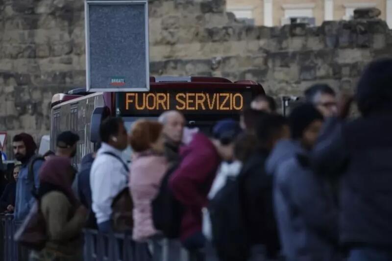 Confermato sciopero trasporti 24 ore per bus, treni, taxi: ecco le ...