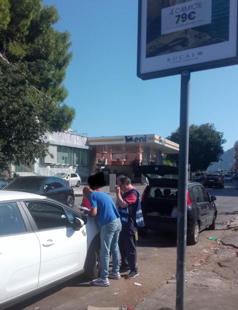 Palermo: 15 cittadini multati per rifiuti! | La verità dietro le nuove regole che nessuno ...